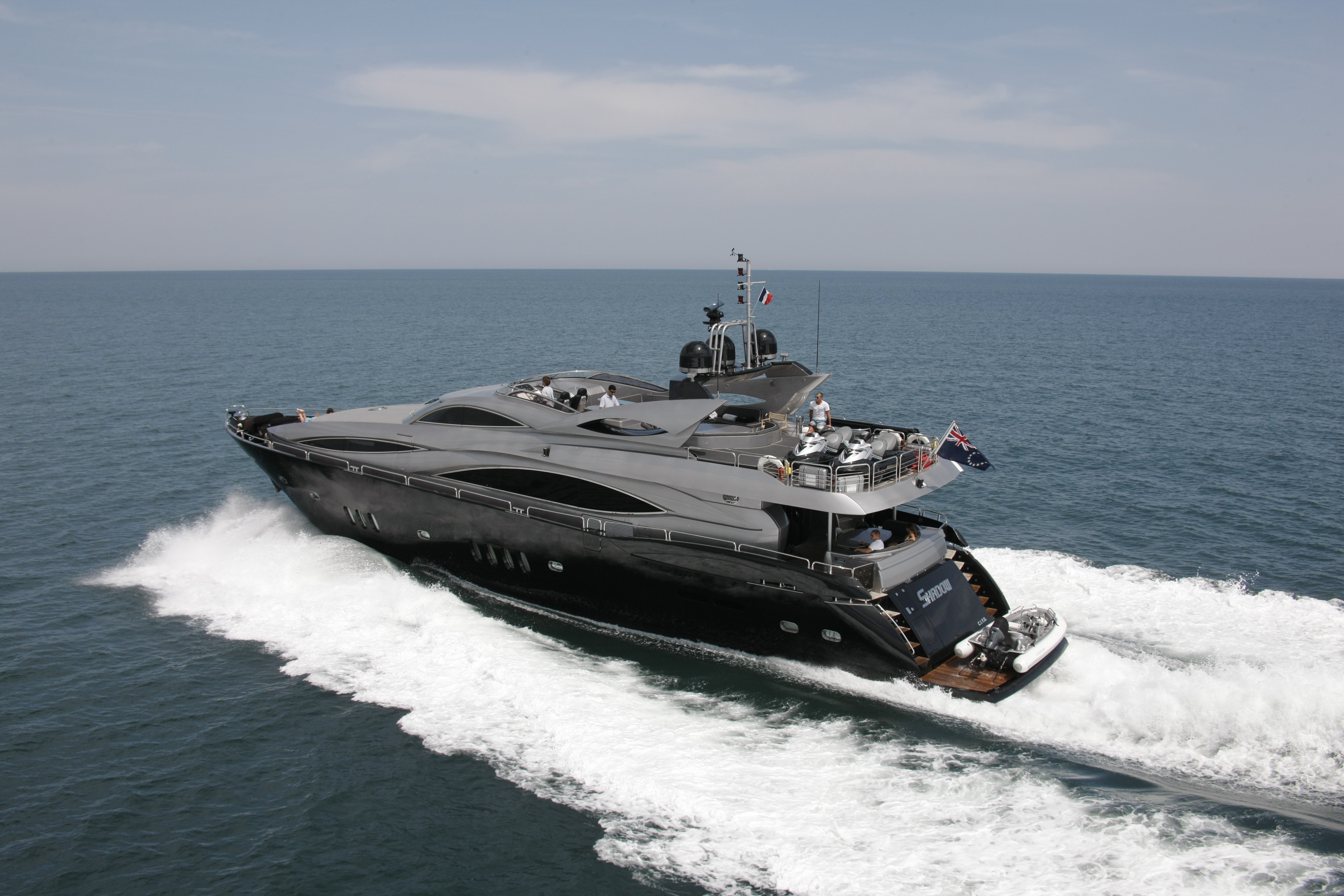 Yacht SHADOW, Sunseeker 105 motor yacht | CHARTERWORLD Luxury ...